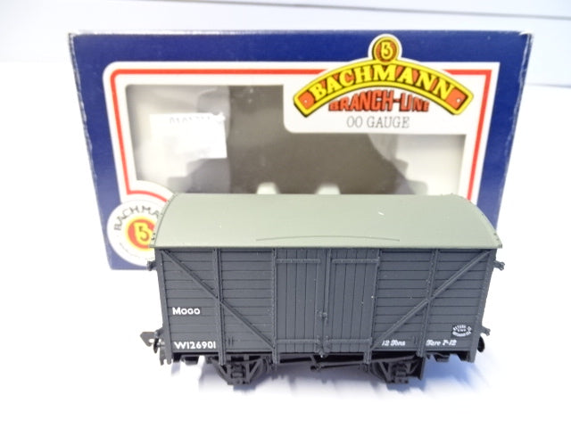Bachmann 33-201 12 Ton fruit van BR grey - USED – HobbyTrax
