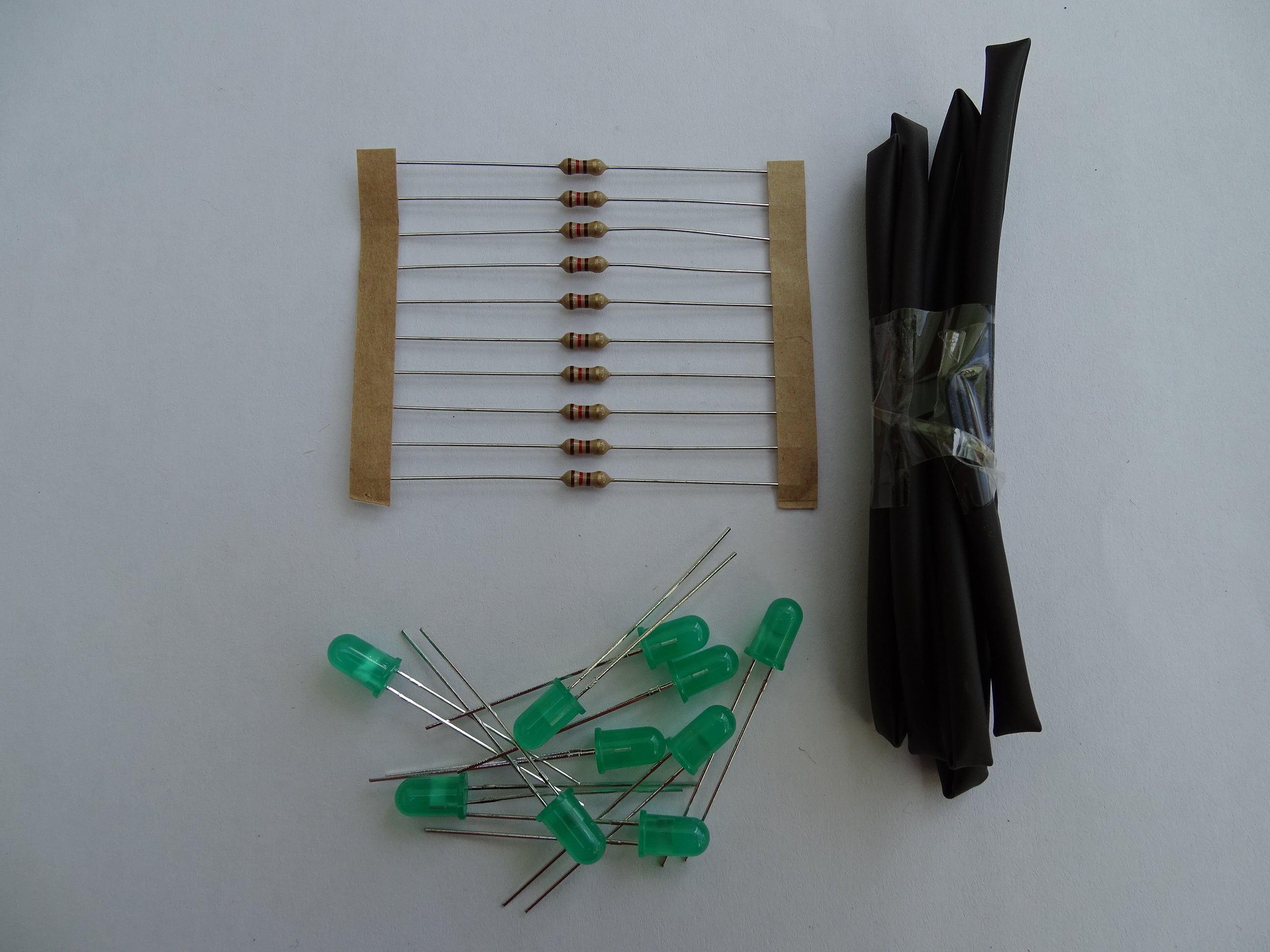 Green 5mm LED kit with resistors 12VDC (10 off) – HobbyTrax
